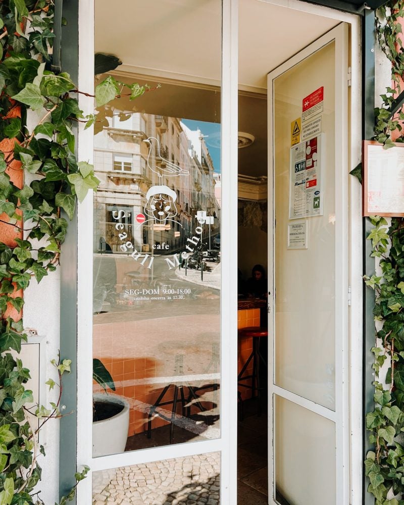 The Ultimate Lisbon Brunch Guide (11 Best Brunch Spots!)