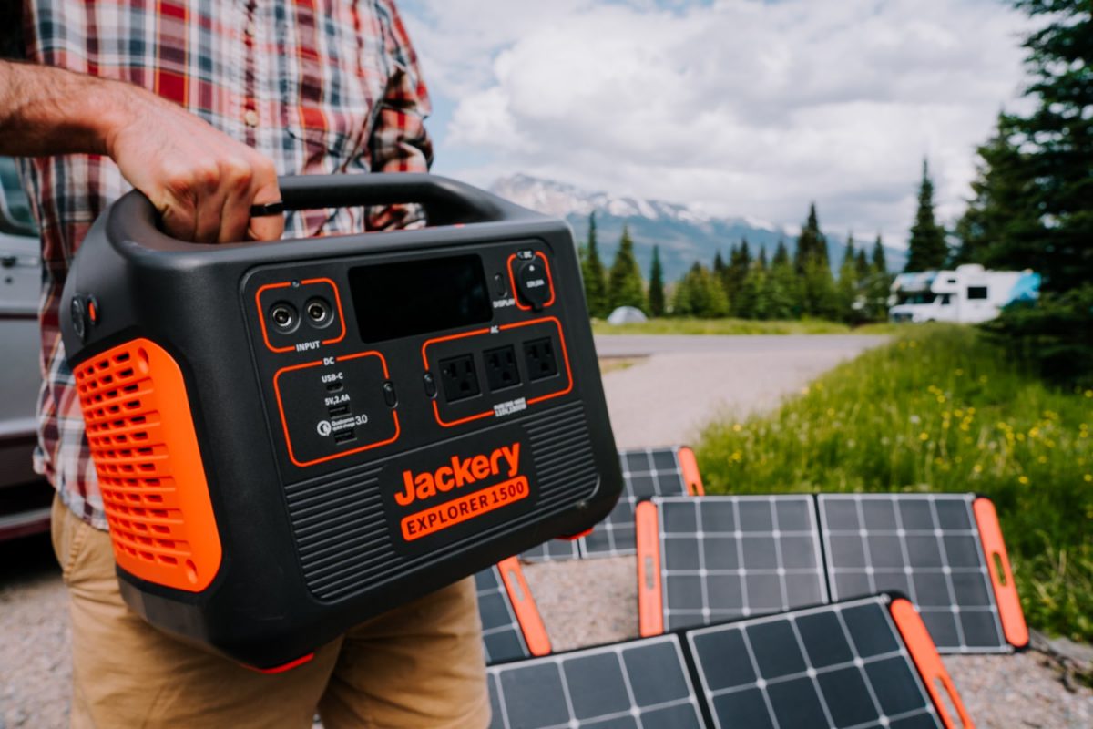 Jackery Explorer 1500 Solar for Van Life (Honest Review)