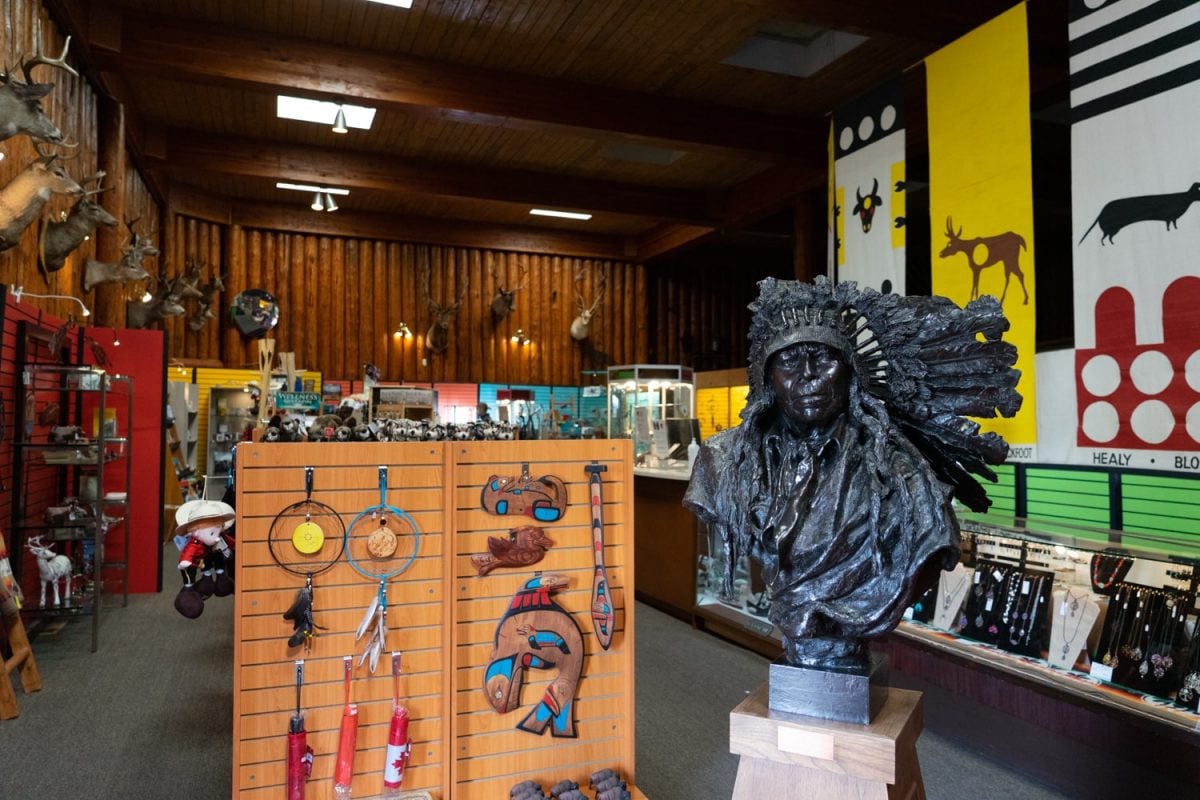 25 Things to Do in Banff in the Summer (BANFF BUCKET LIST)