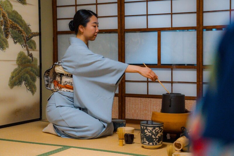 (Review) Kimono Tea Ceremony at MAIKOYA Teahouse in Kyoto