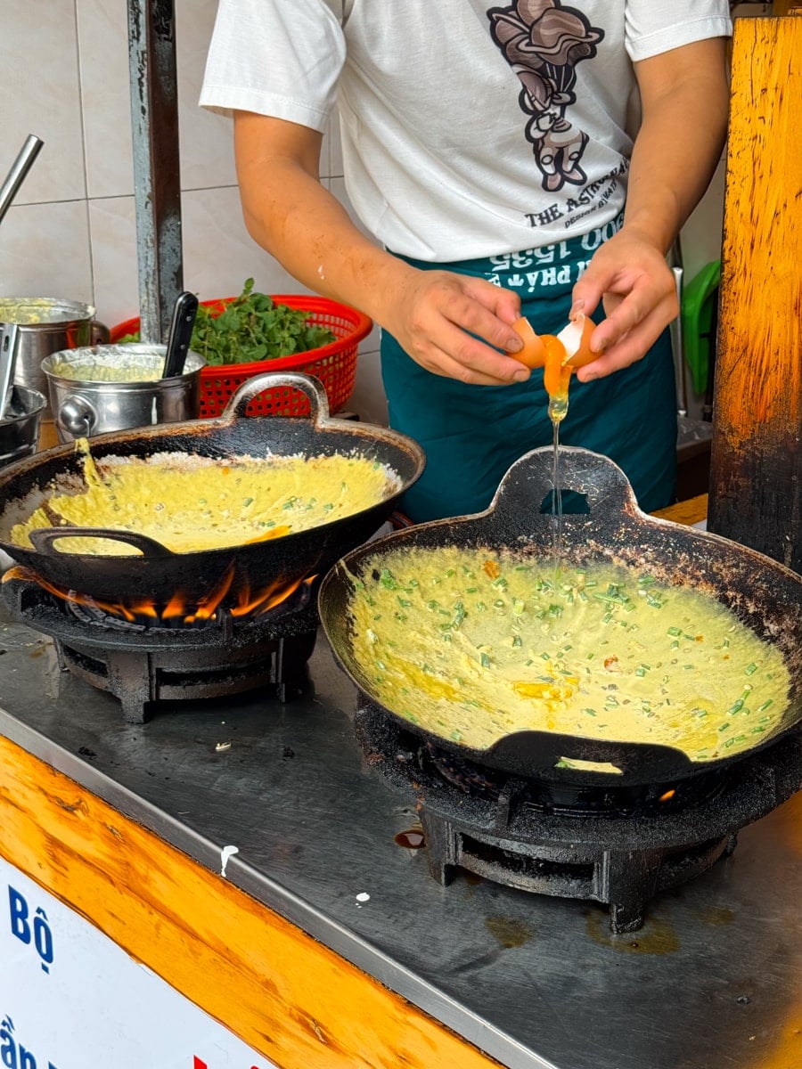 Hanoi Food Tour Review: 6+ Local & Vietnamese Specialties