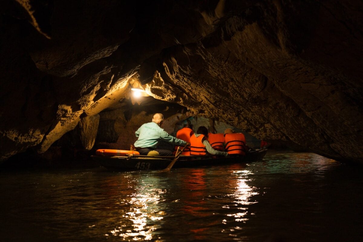 Trang An Boat Tour From Hanoi: Everything You Need to Know!