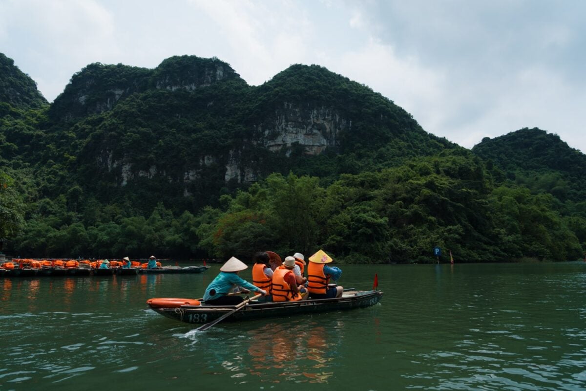Trang An Boat Tour From Hanoi: Everything You Need to Know!