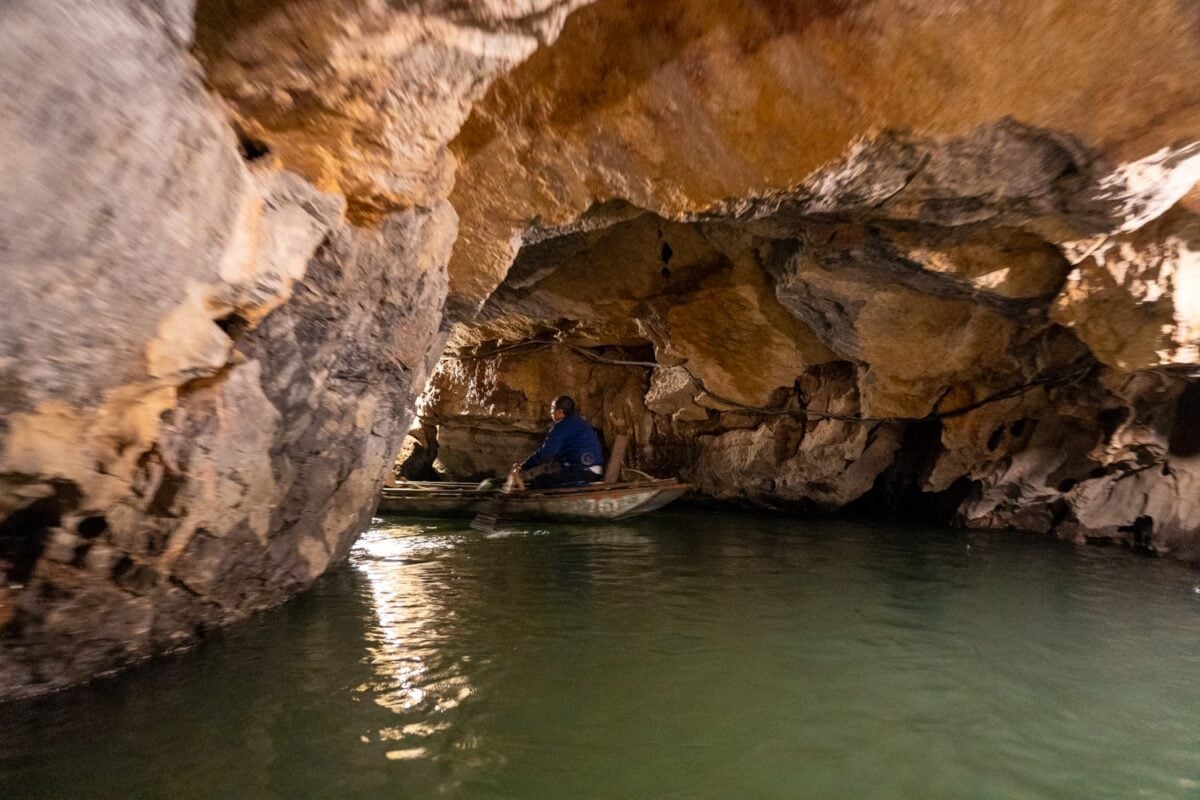 Trang An Boat Tour From Hanoi: Everything You Need to Know!