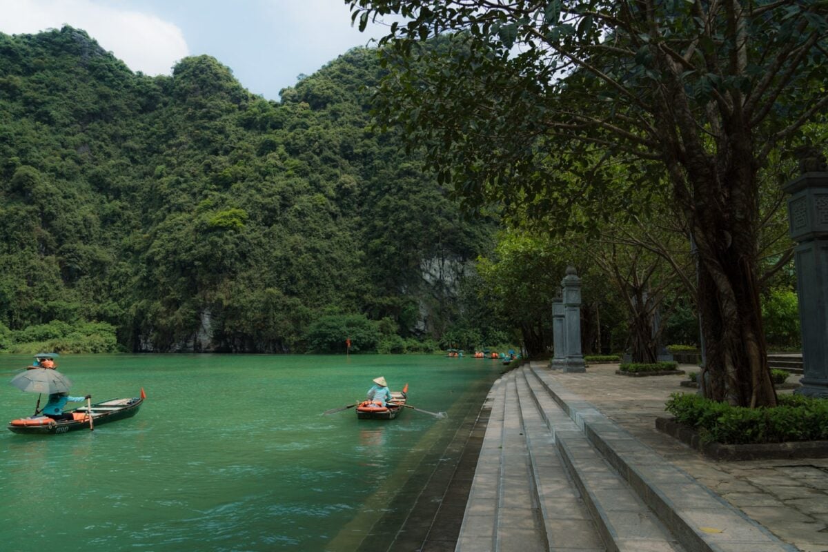 Trang An Boat Tour From Hanoi: Everything You Need to Know!