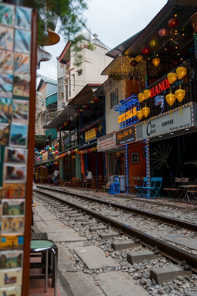 The Ultimate Guide to Hanoi Train Street (Schedule, Cafes)